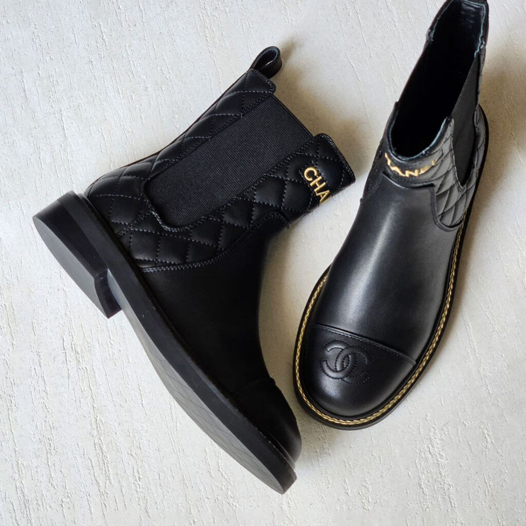 Chanel black boot – ShinMarket